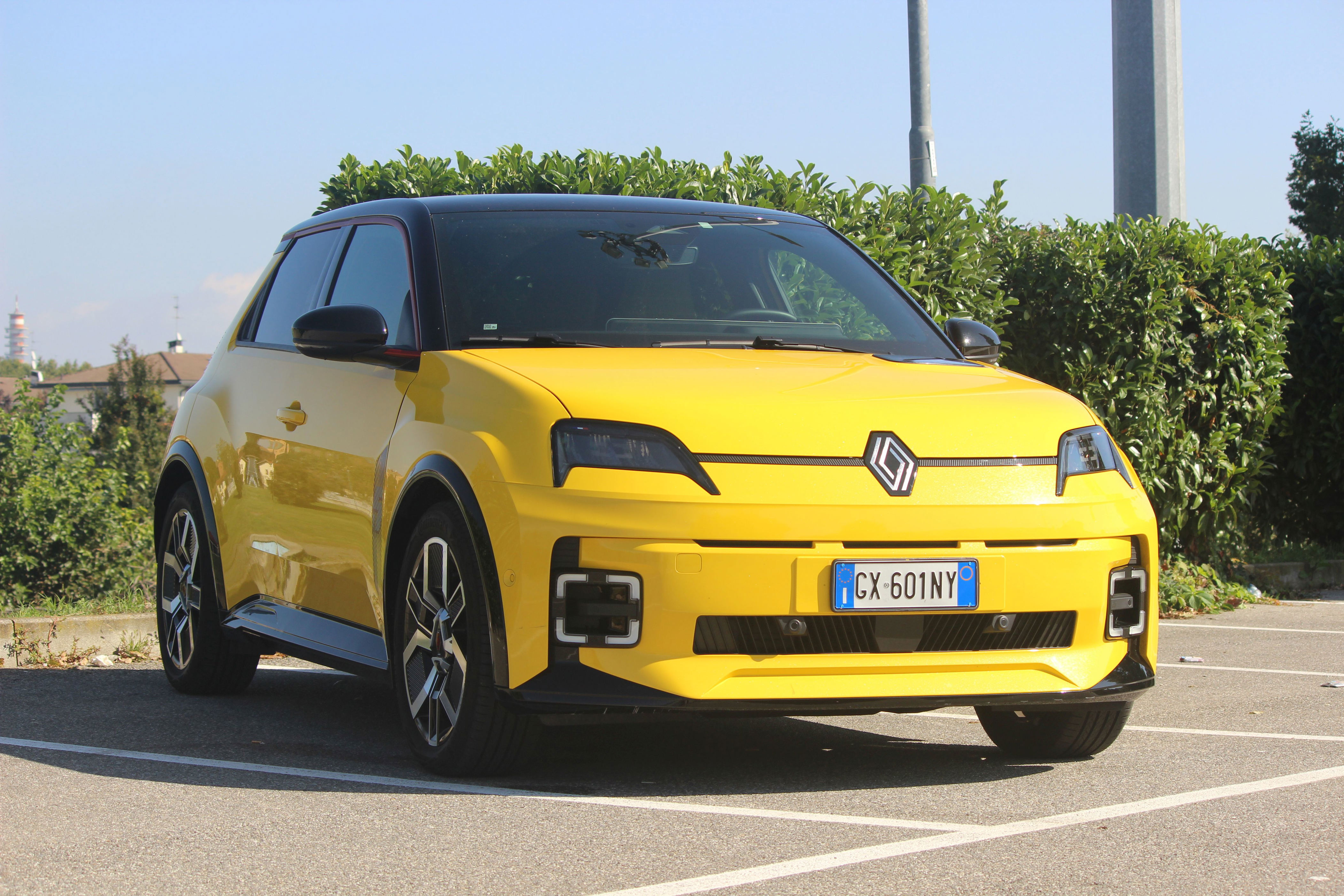 Renault 5 e Renault 4, versioni a benzina non arriveranno mai: c'è la ...