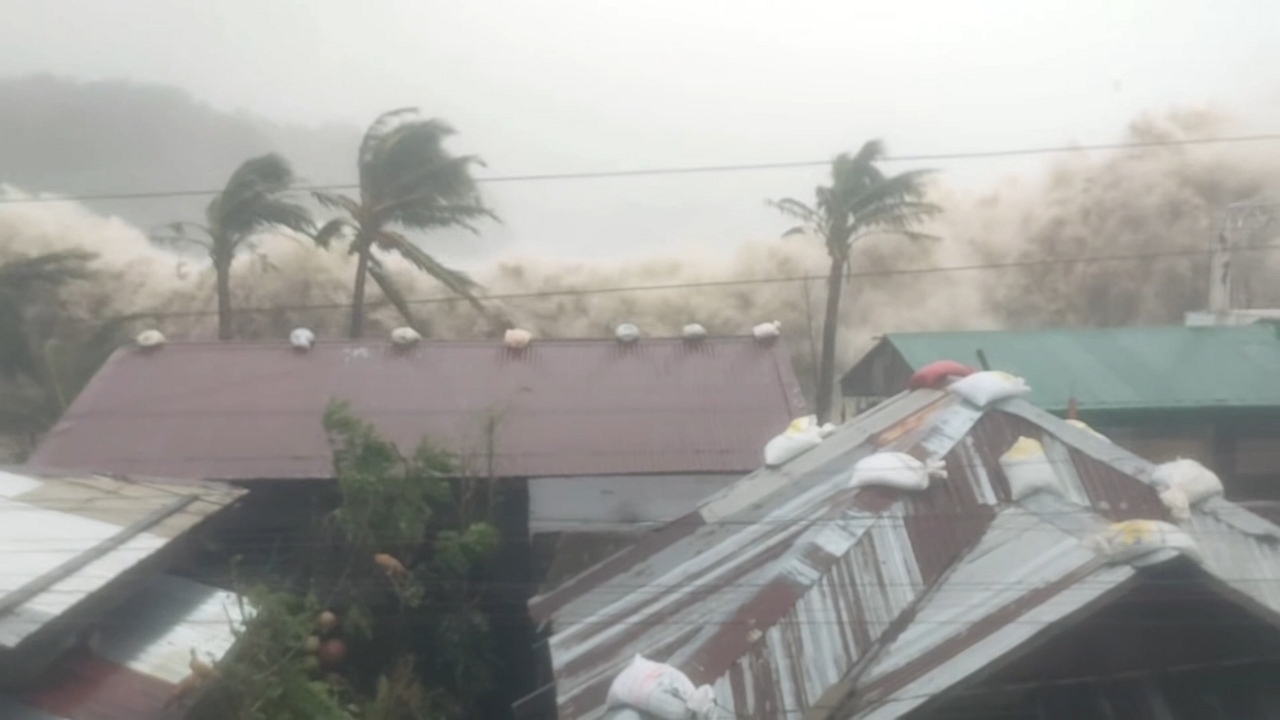 Residents prepare amid super typhoon in Catanduanes, Philippines