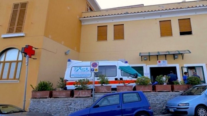 Vietri (Fdi): ore di fila all'ospedale Costa d'Amalfi perchè non c'era ...
