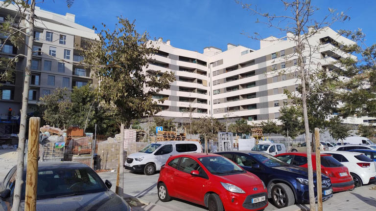 Alicante se apunta a la moda de la 'arquitectura cebra': "Es el modelo ...