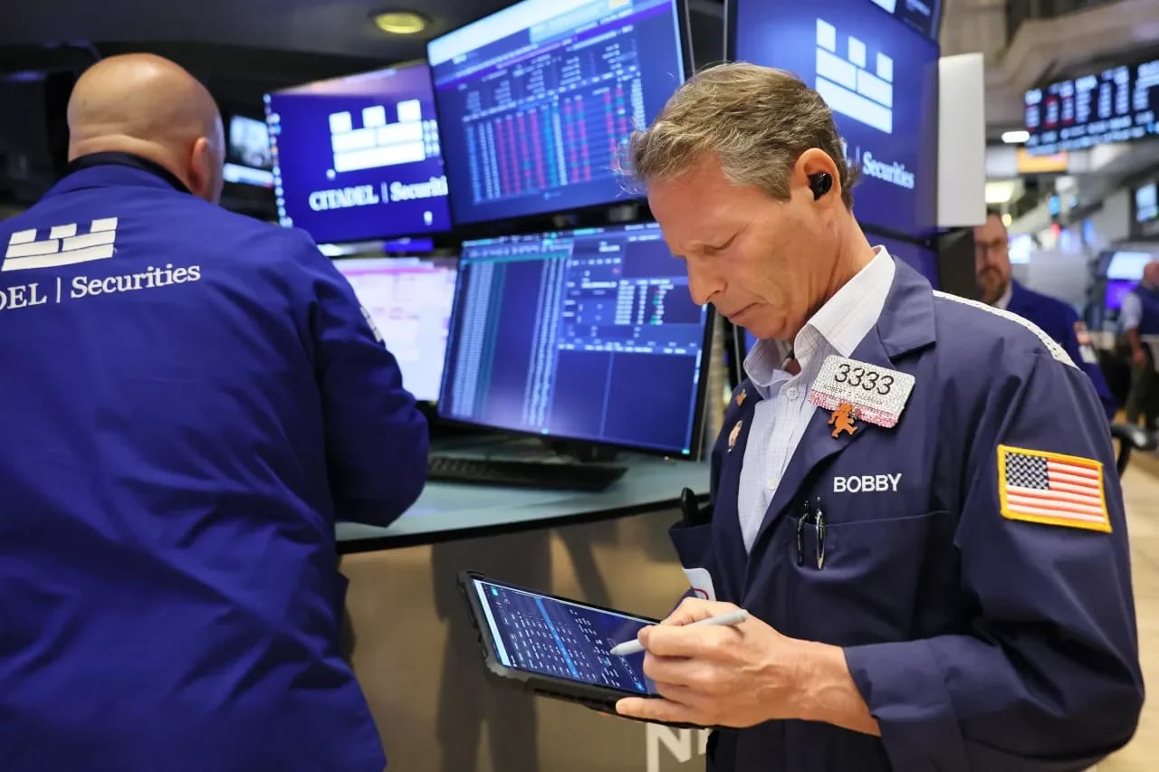 Beachbody’s First Profit Since Going Public Sends Retail Buzz Soaring ...