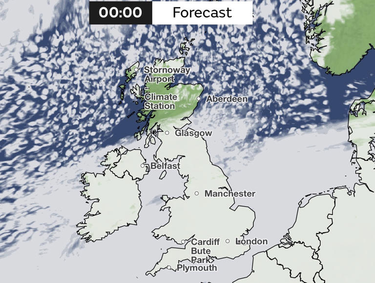 Best time to see the northern lights as UK hit by 'cannibal' solar storm