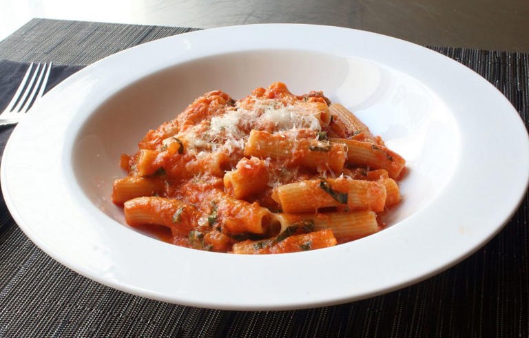 Tony Bennett's favorite 3-ingredient pasta is as classic as he was
