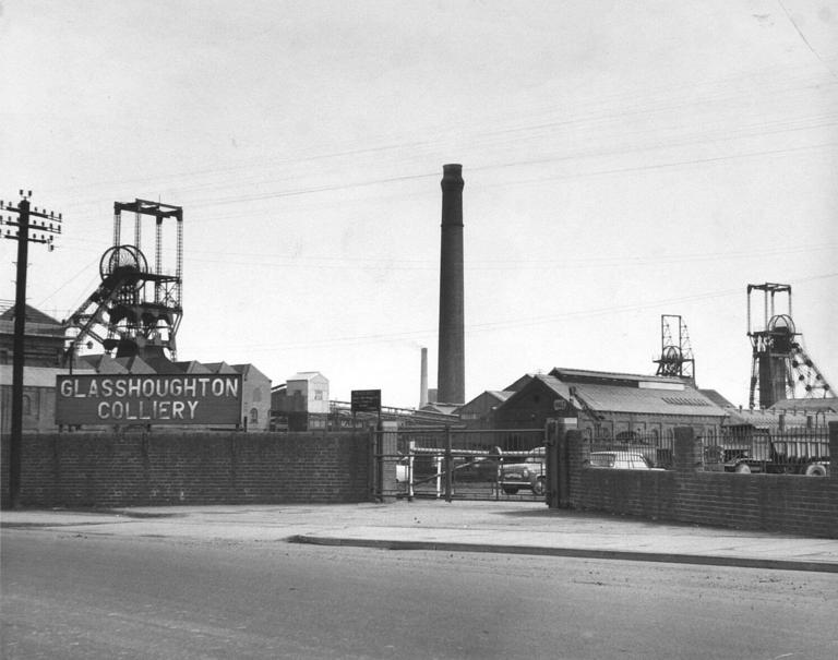 Intriguing photos take you back to Castleford in the 1960s