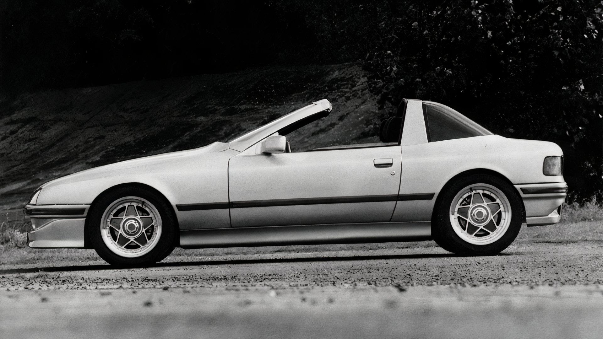 The Shelby AC Cobra Had A 4WD Successor No One Remembers Anymore