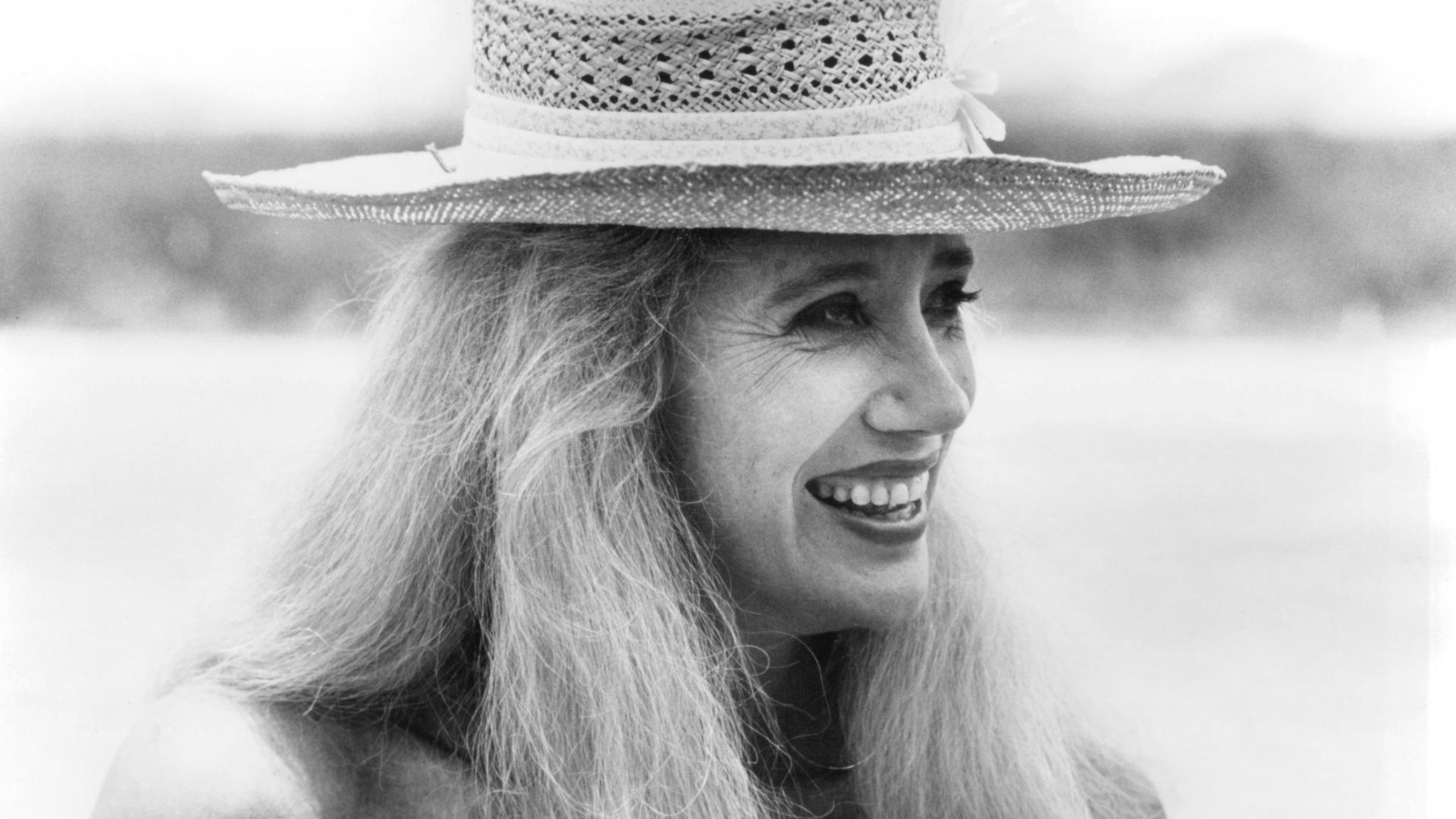 Sally Kirkland, Oscar-Nominated Star of Anna, Dies At 84