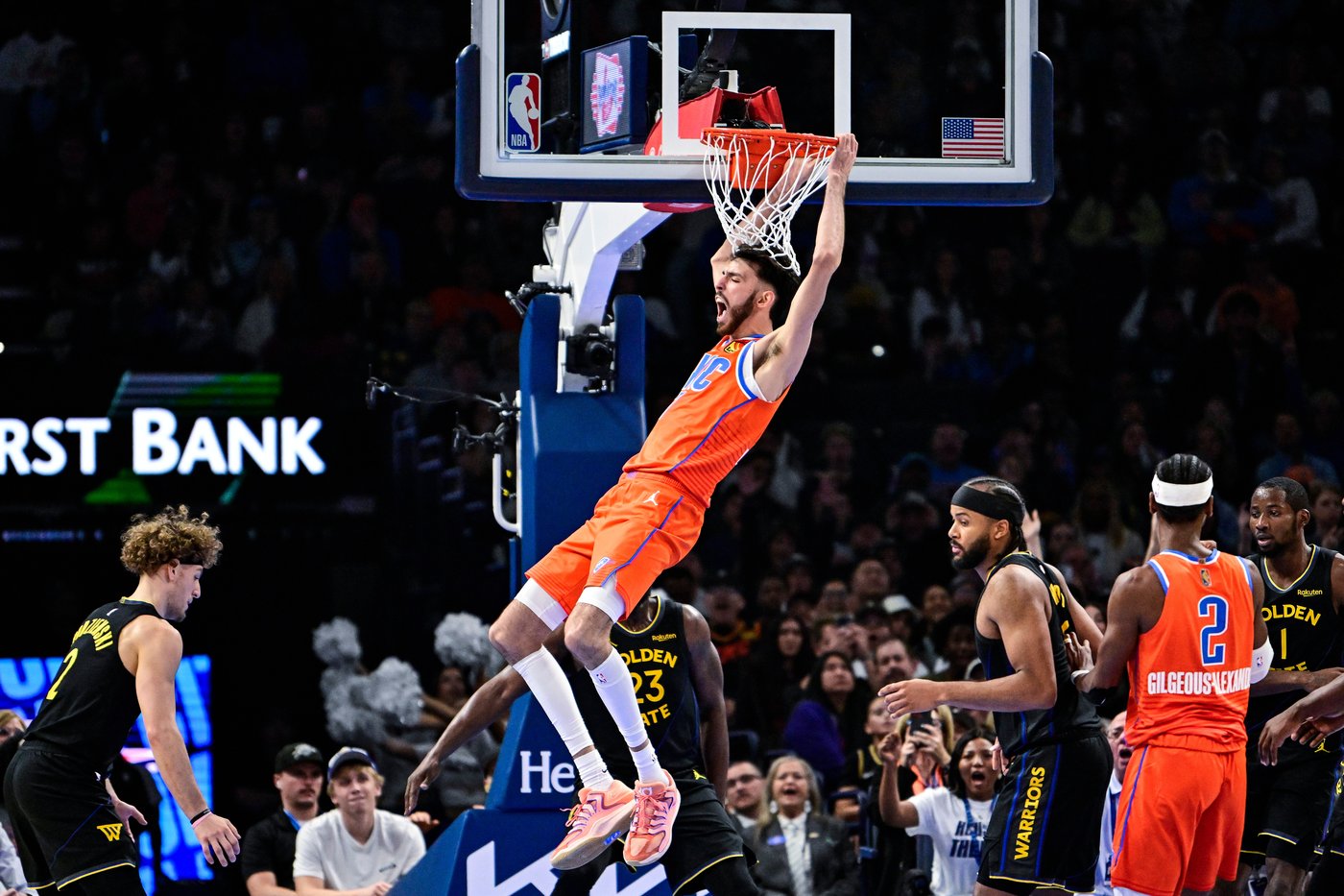 Holmgren's perfect shooting night helps Thunder roll past Warriors and ...