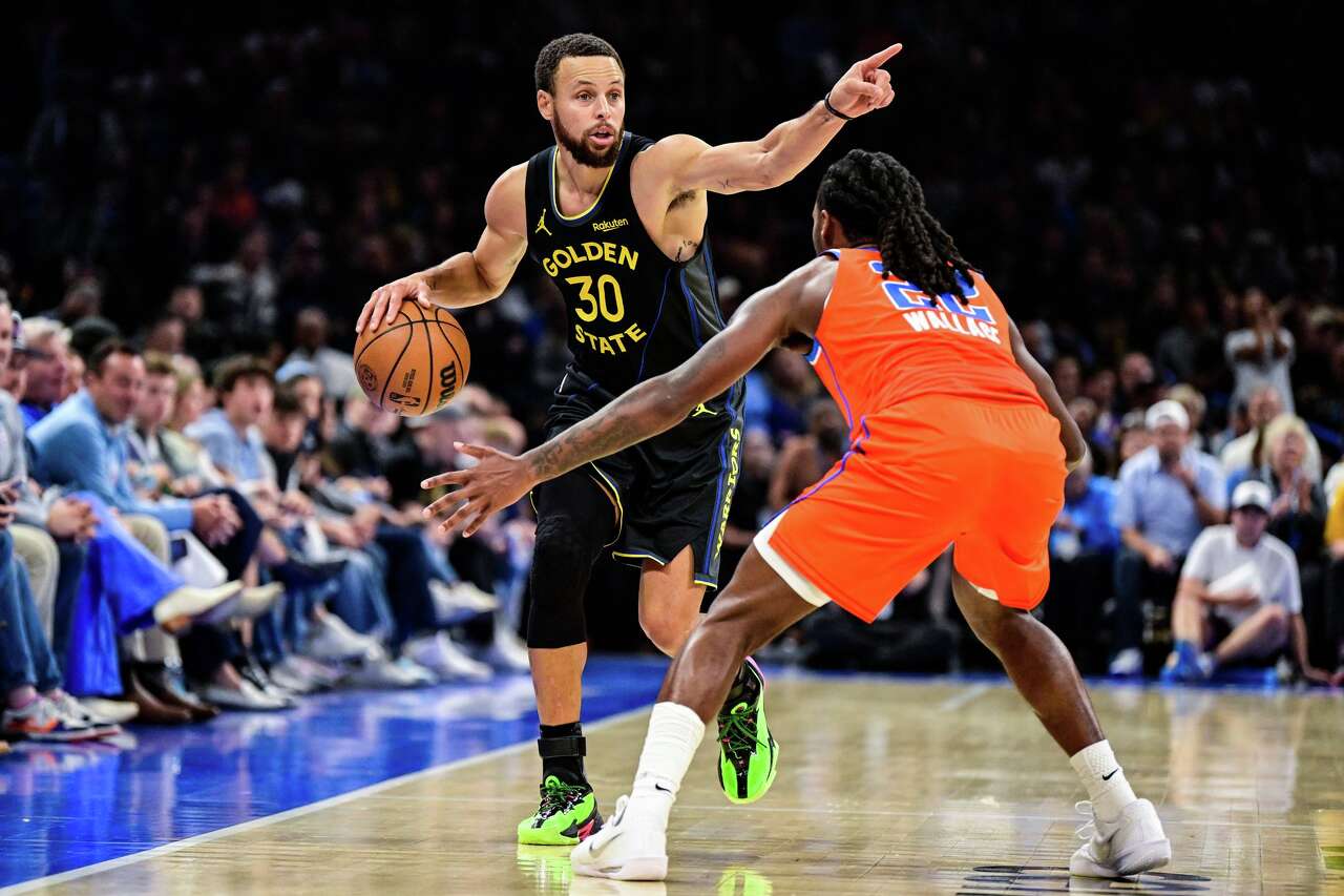 Warriors throttled by defending champion OKC as Stephen Curry returns ...