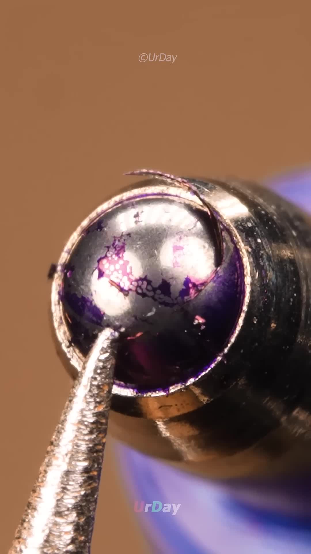 Zoom in neighbor's room #urday #macro #closeup #zoomin #pen