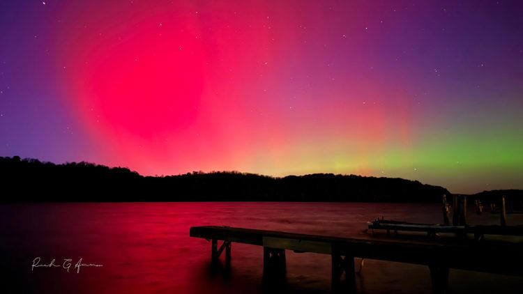 PHOTOS: Northern Lights paint the Kentucky and Indiana skies in color