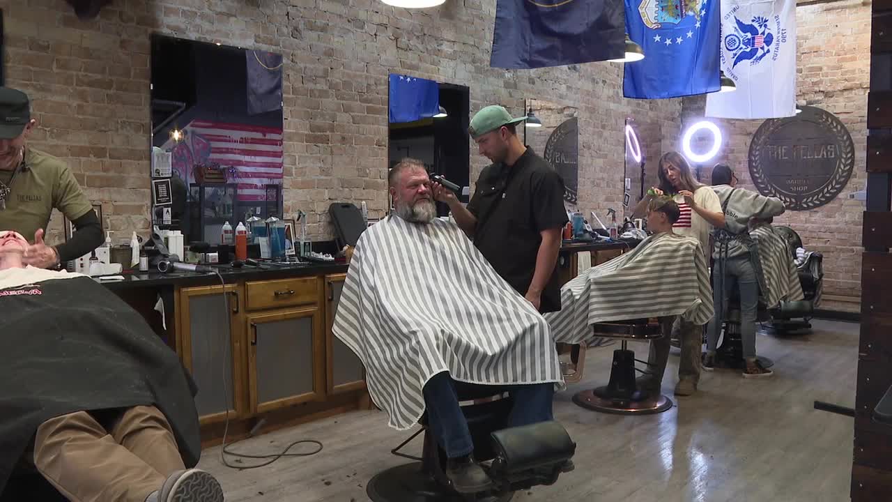 Veterans and barbers lean on each other for Veterans Day at Spanish ...