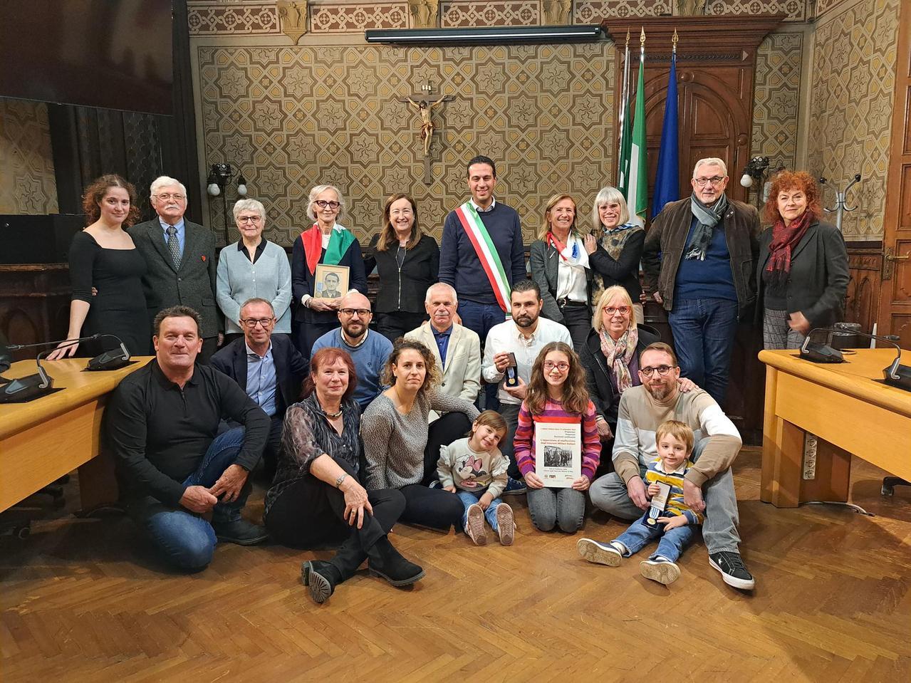 Angelo e gli invisibili: "Mio papà fra i 50 internati militari di Rho"