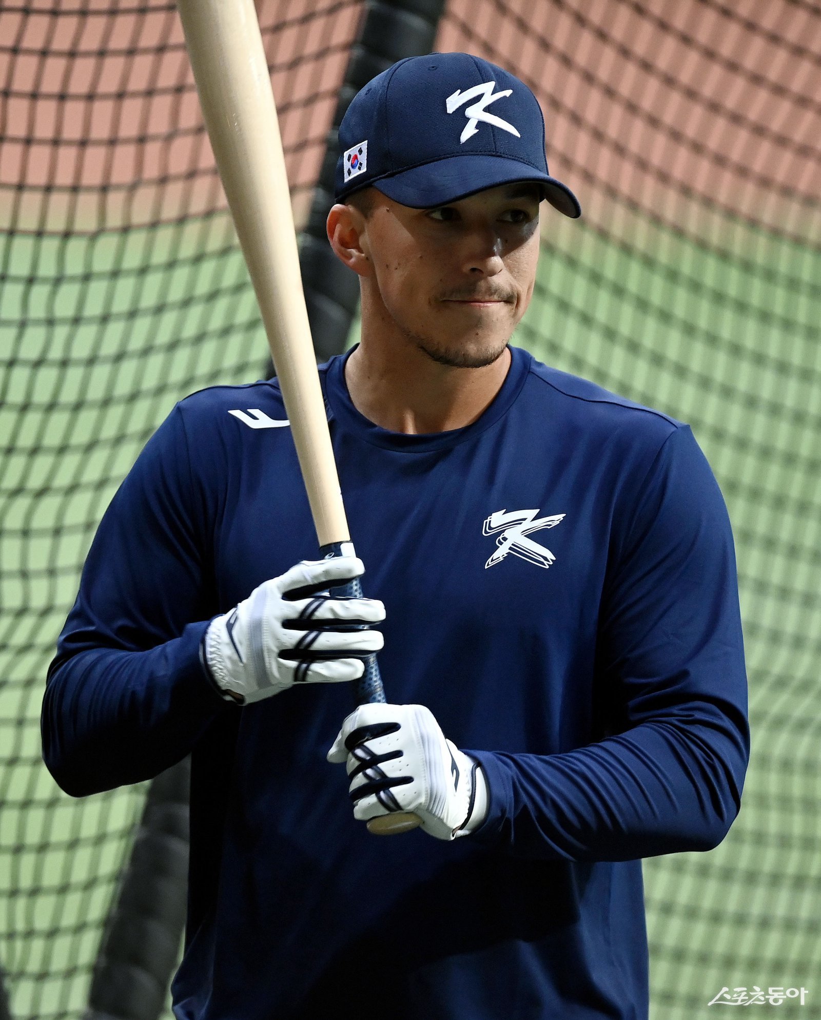 “좋은 모습 보이고 싶었는데”…韓 최초 미국인 국가대표, 2026 WBC 출전 불가 [SD 김포공항 리포트]