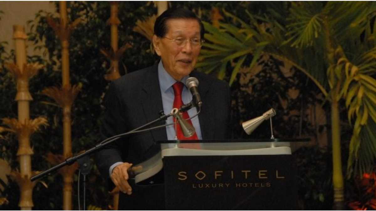 Enrile still alive but "may go anytime soon" according to his son
