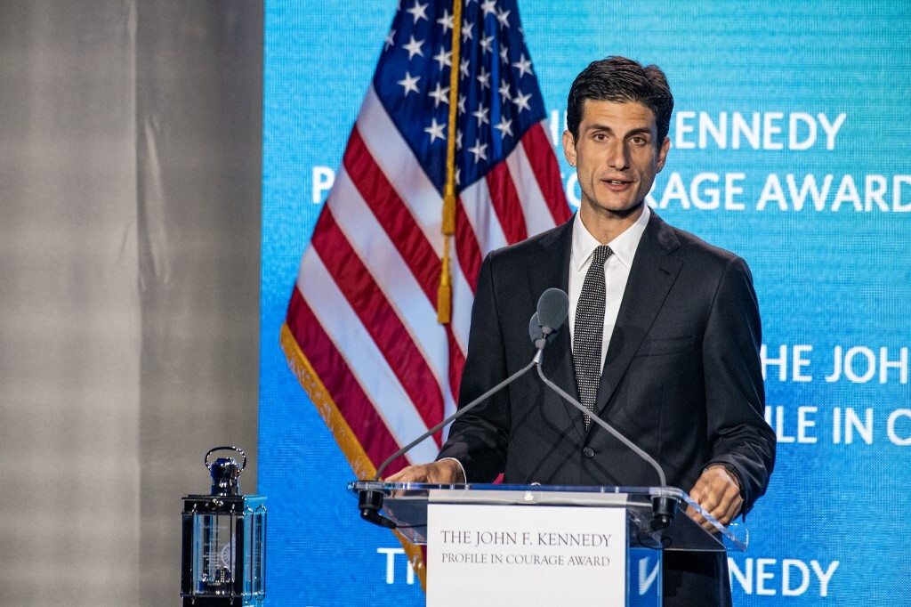 Arriva un altro Kennedy, un nipote di JFK si candida al Congresso Usa