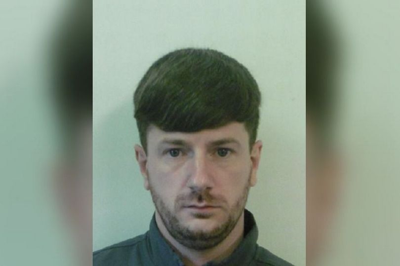 Police warn 'do not approach' man with distinctive arm tattoo