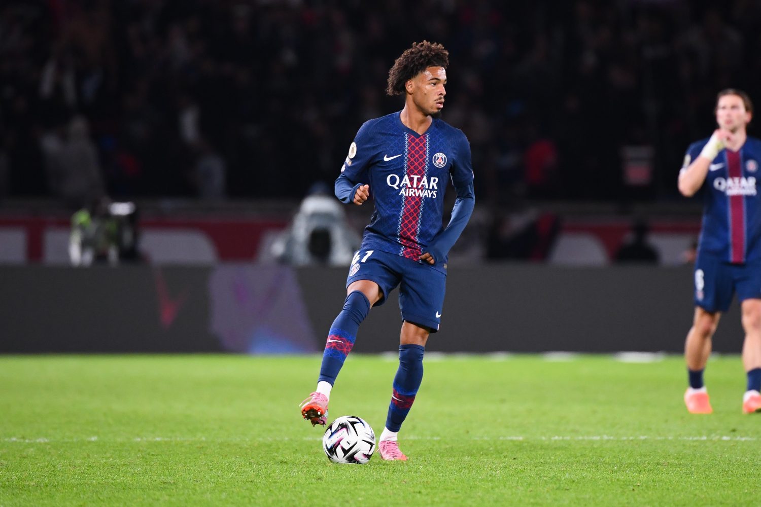 Mathis Jangeal voted best U19 midfielder, a remarkable progression at PSG