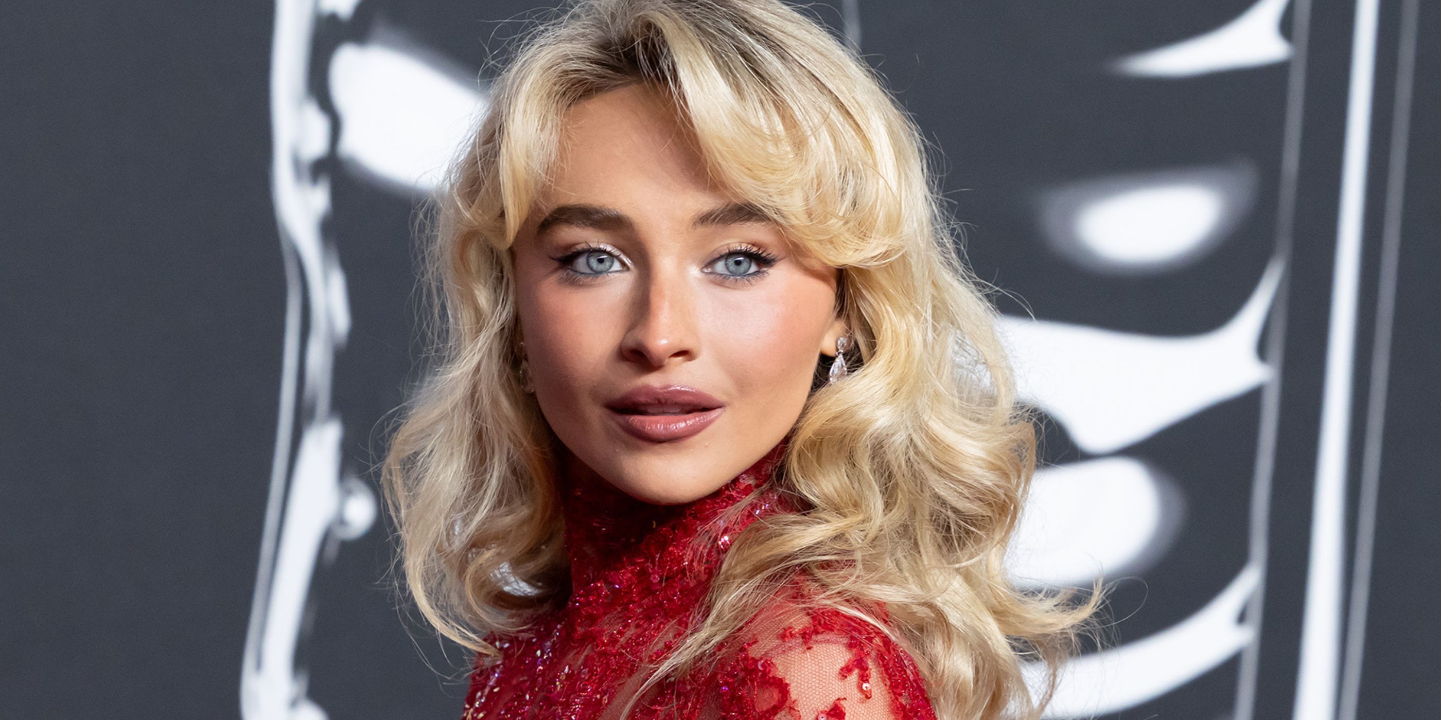 Sabrina Carpenter to Reboot Alice in Wonderland Into a New Musical