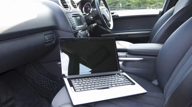 Why You Should Never Leave Your Laptop In The Car (Whether It's Hot Or ...