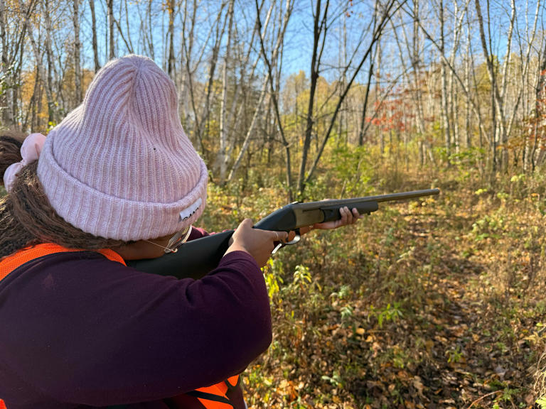 Zoë Jackson: A hunting novice joins Minnesota’s deer opener