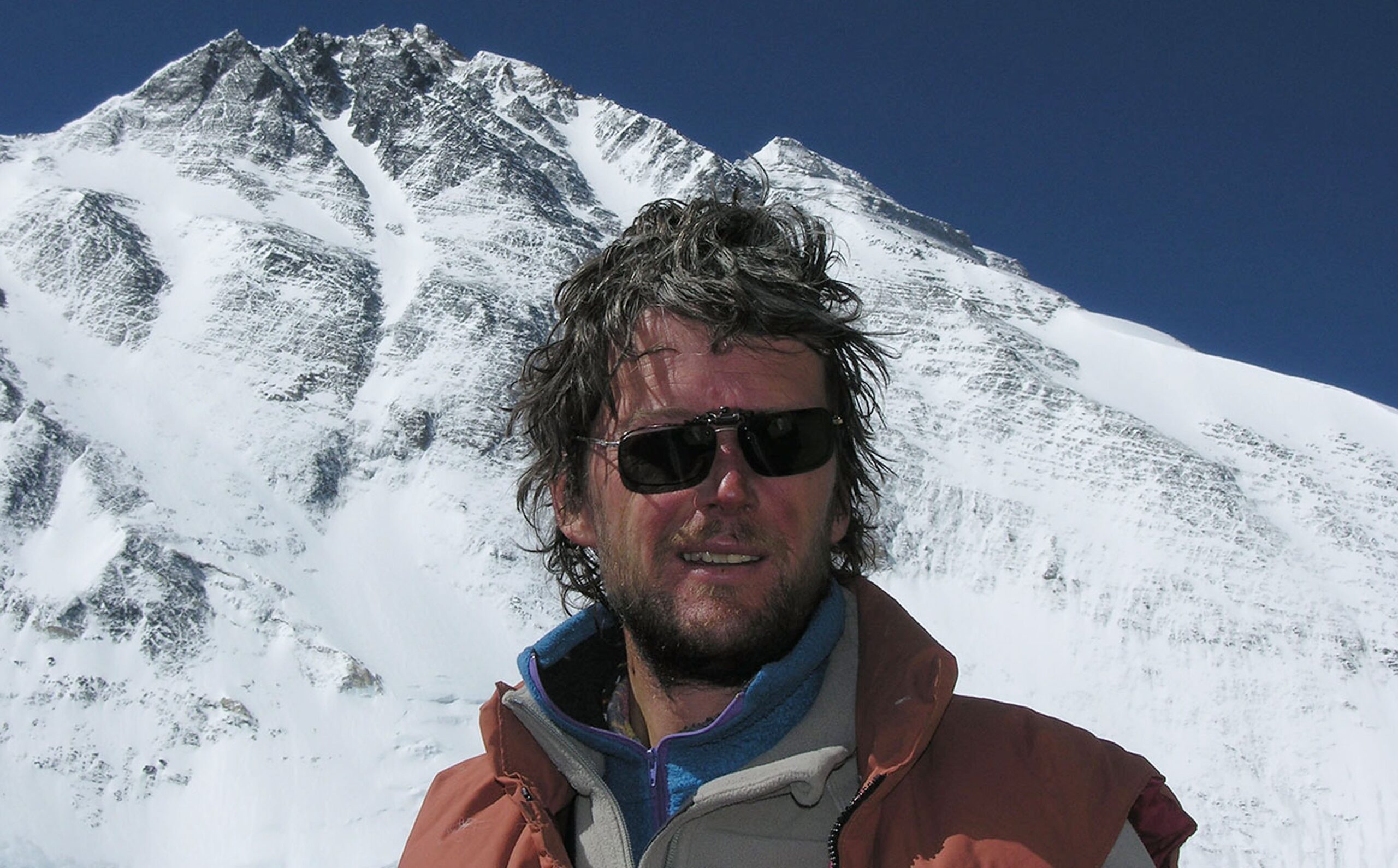 Left for dead on Everest: The miraculous survival of Lincoln Hall
