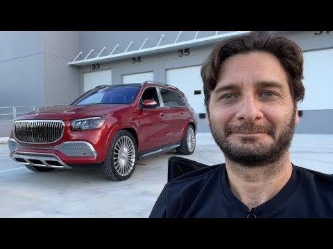 Mercedes-Maybach GLS 600 2021... y un café