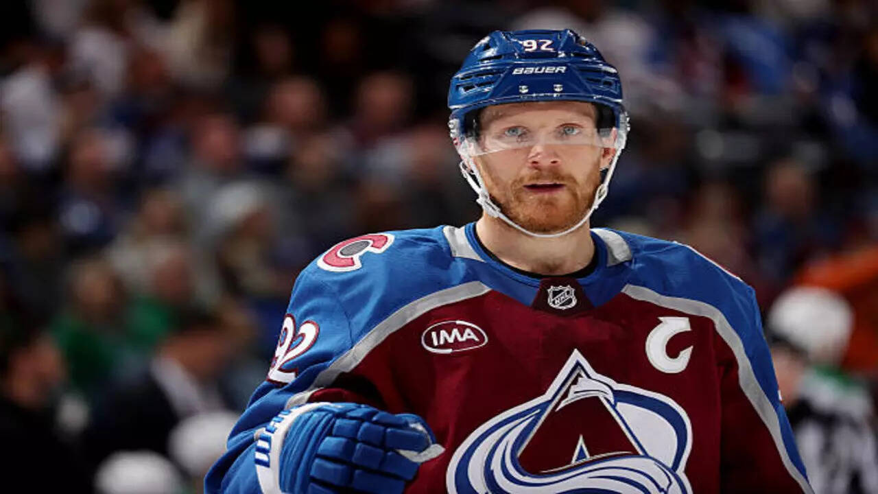 Gabriel Landeskog ends three-year goal wait as Colorado Avalanche ...