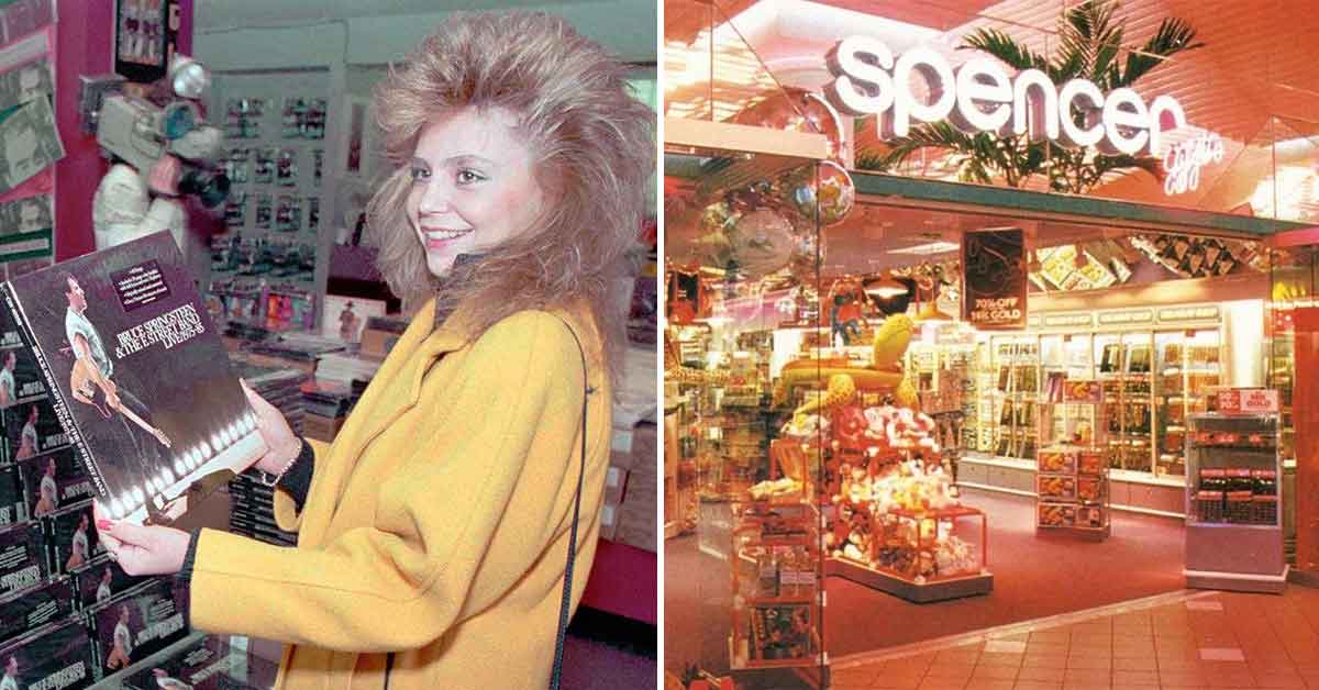 What a Weekend Mall Trip Looked Like in the 1980s