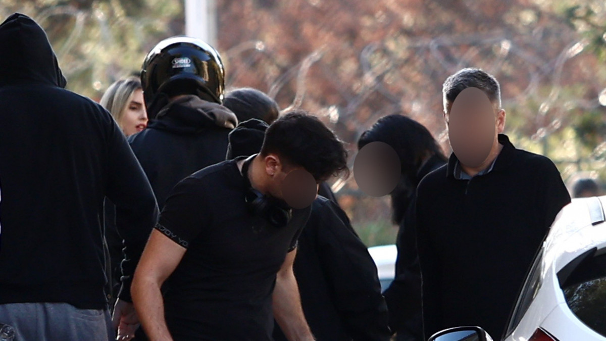 Απολογείται η 52χρονη αρχηγός του κυκλώματος ναρκωτικών - Τρεις ...