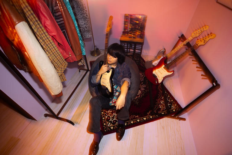 'House of Spades' is a warm and bustling welcome home party for every fan