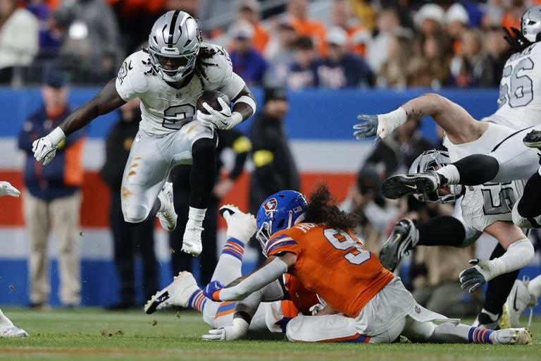 Raiders RB Ashton Jeanty expresses confidence heading into Cowboys matchup