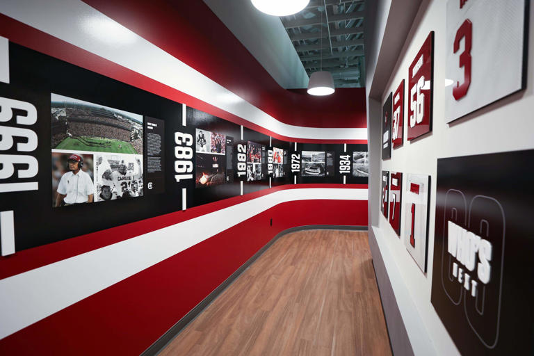 Inside look at how USC is marketing new suites at Williams-Brice Stadium
