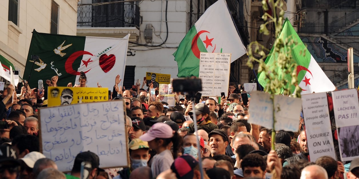 Algérie : Mohamed Tadjadit, « le poète du Hirak », condamné à cinq ans ...