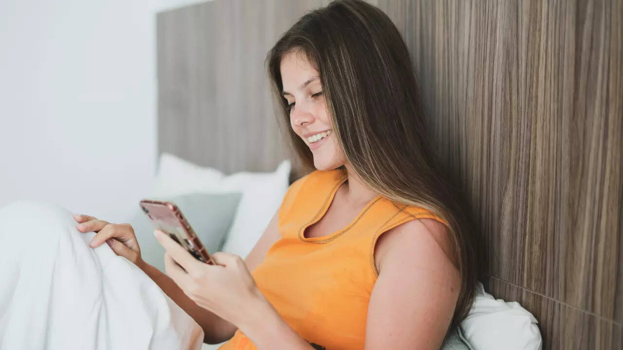 5 thoughtful texts to send after a rough morning with your teen