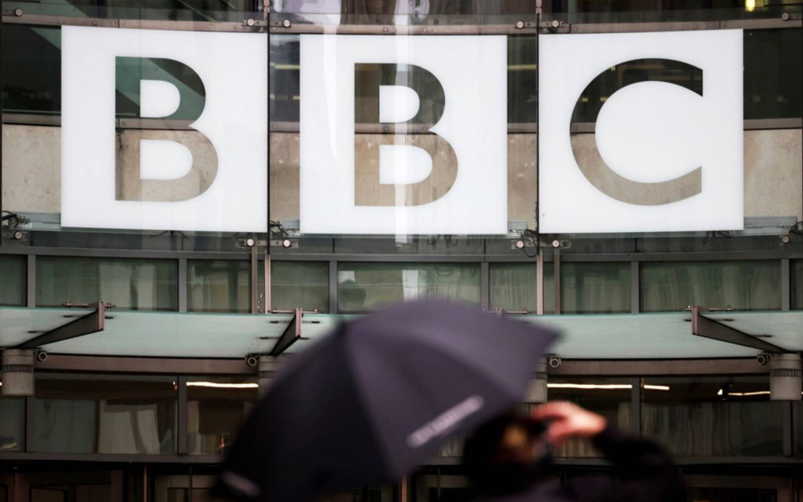 Trump claims ‘obligation’ to sue BBC over speech edit