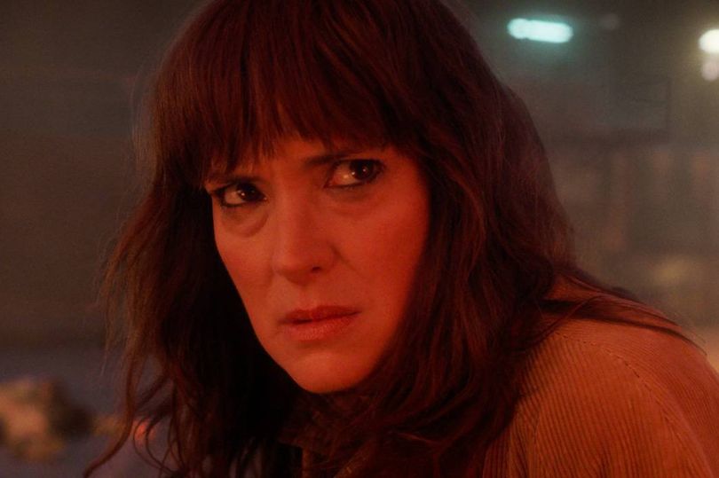 Winona Ryder gives emotional tribute to co-stars at Stranger Things ...