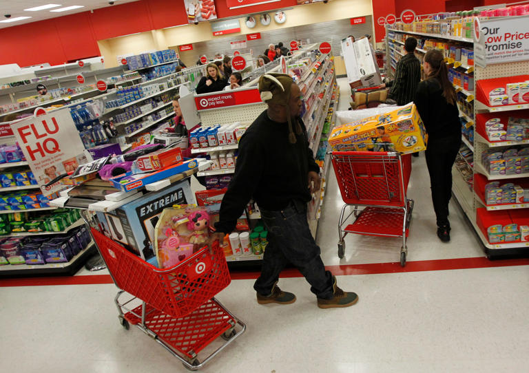 Here are 7 things to do after Thanksgiving with your family in Rhode Island