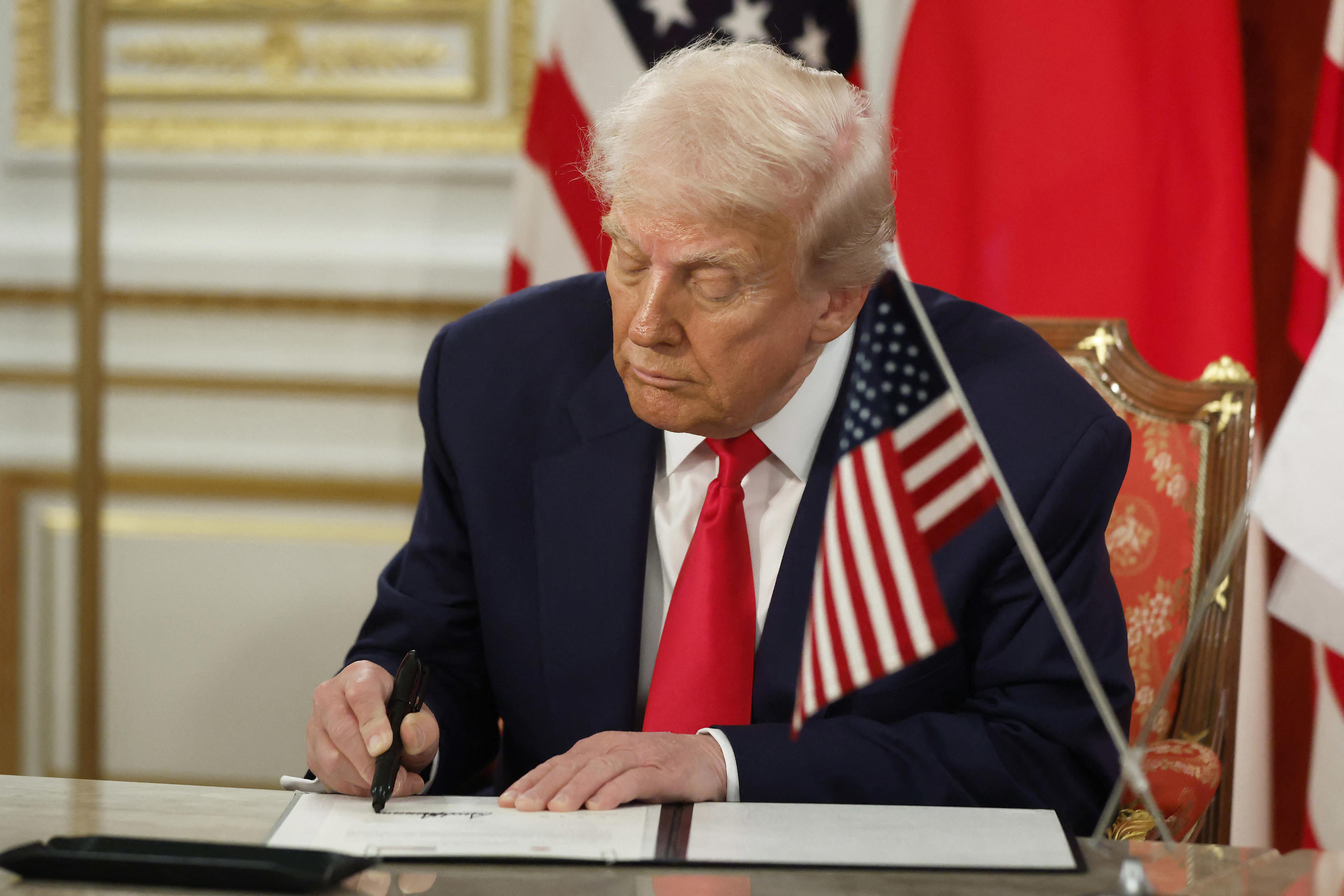 Trump formally requests Netanyahu pardon from President Herzog