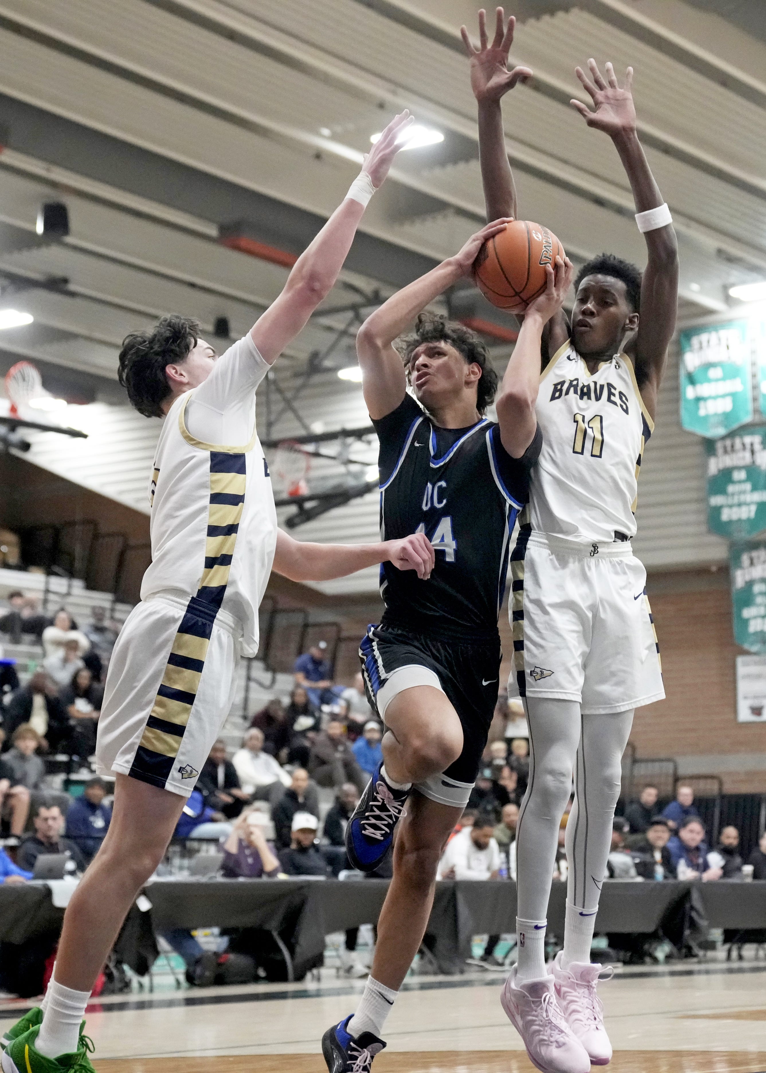 Kentucky basketball makes final cut for Tyran Stokes, top-ranked 2026 ...