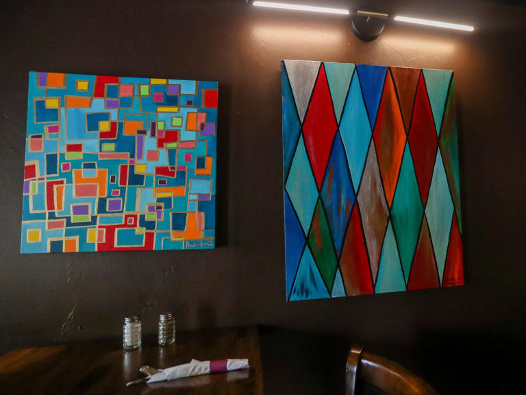 Chef Andy Mueller returns to his Allouez roots with a cozy new ...