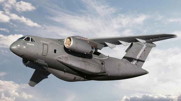 Le Brésil lance la construction du premier avion militaire C-390 pour ...