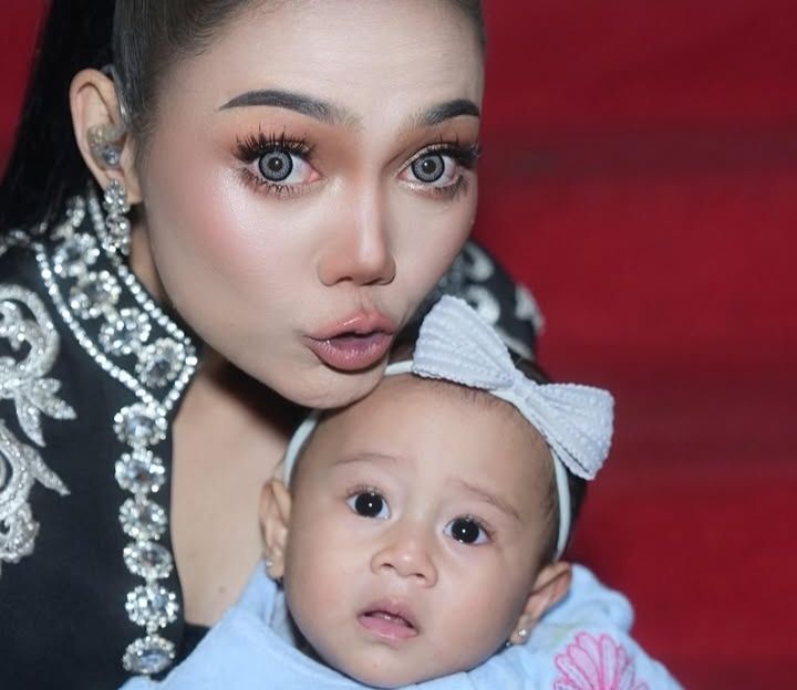 Foto Bersama Leshia, Anak Lesti dan Billar, Artis Berbakat Rina Nose ...