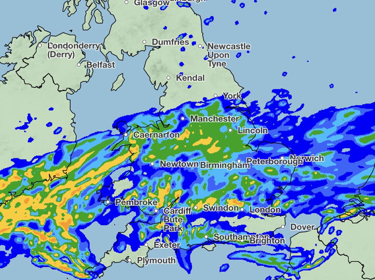 Storm Claudia maps show amber weather warnings as heavy rain hits UK