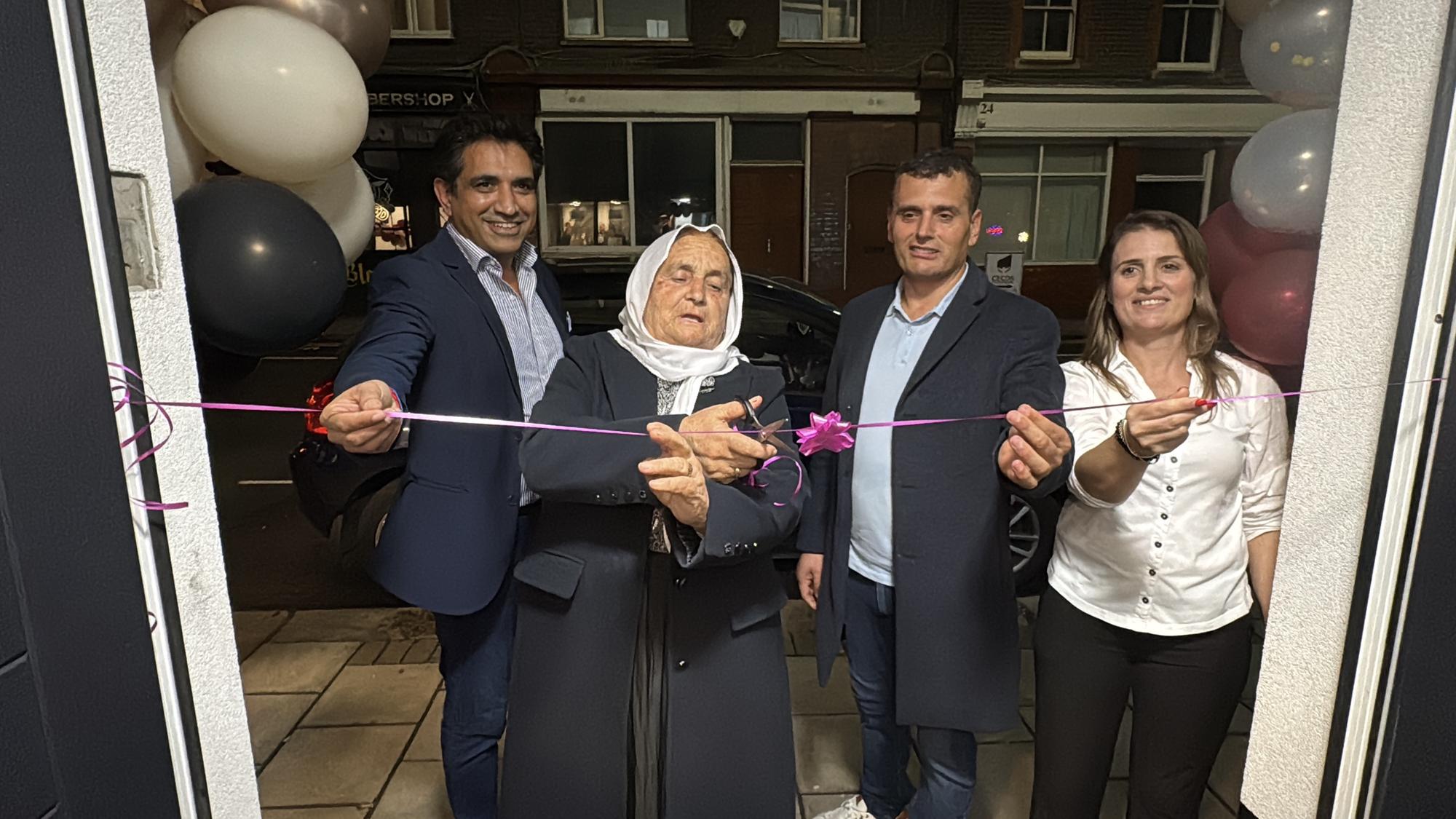 Mother cuts ribbon as Luton siblings open new property agents