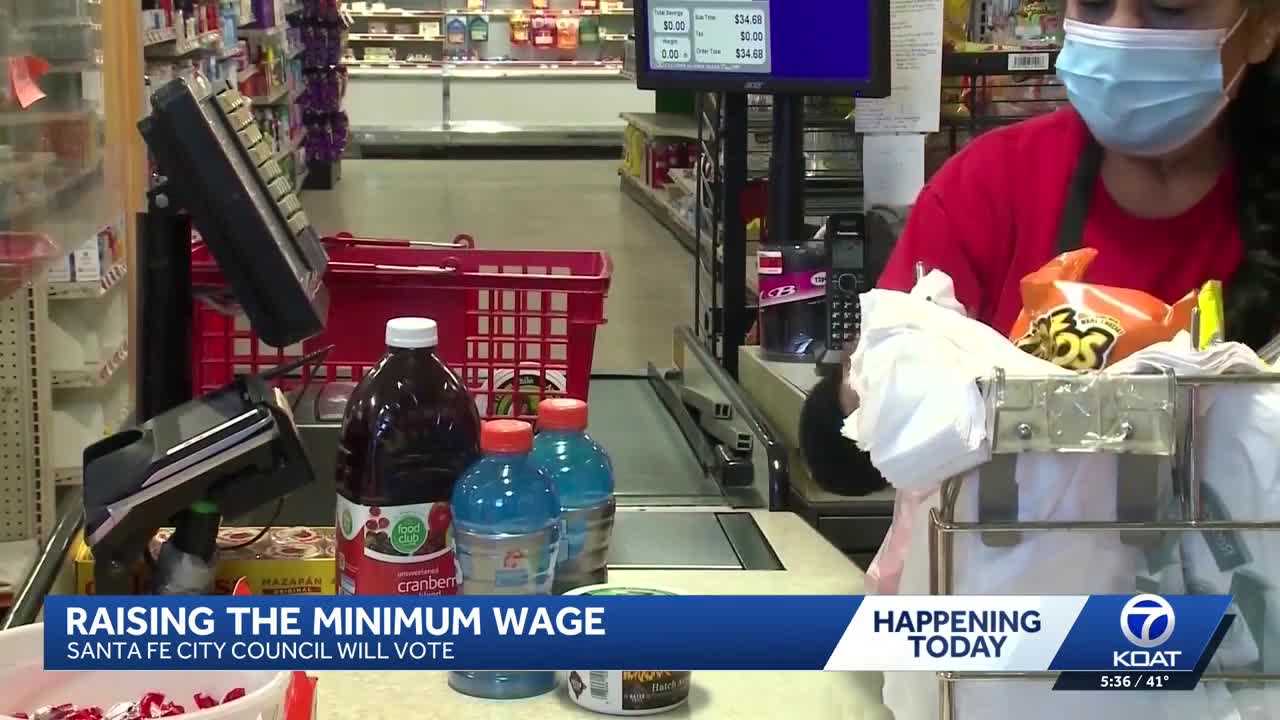 Santa Fe City Council approves minimum wage increase