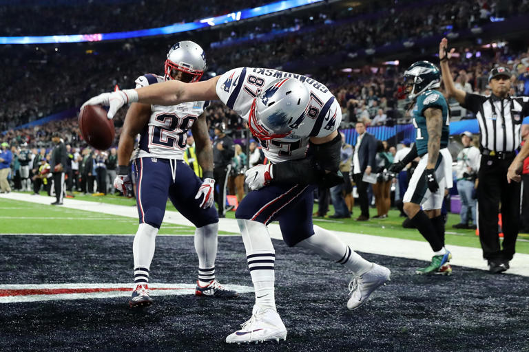 Watch live: Rob Gronkowski signing 1-day contract to officially retire ...