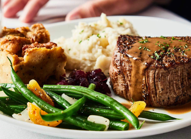 7 Chains With the Best Steak Dinners for the Holidays