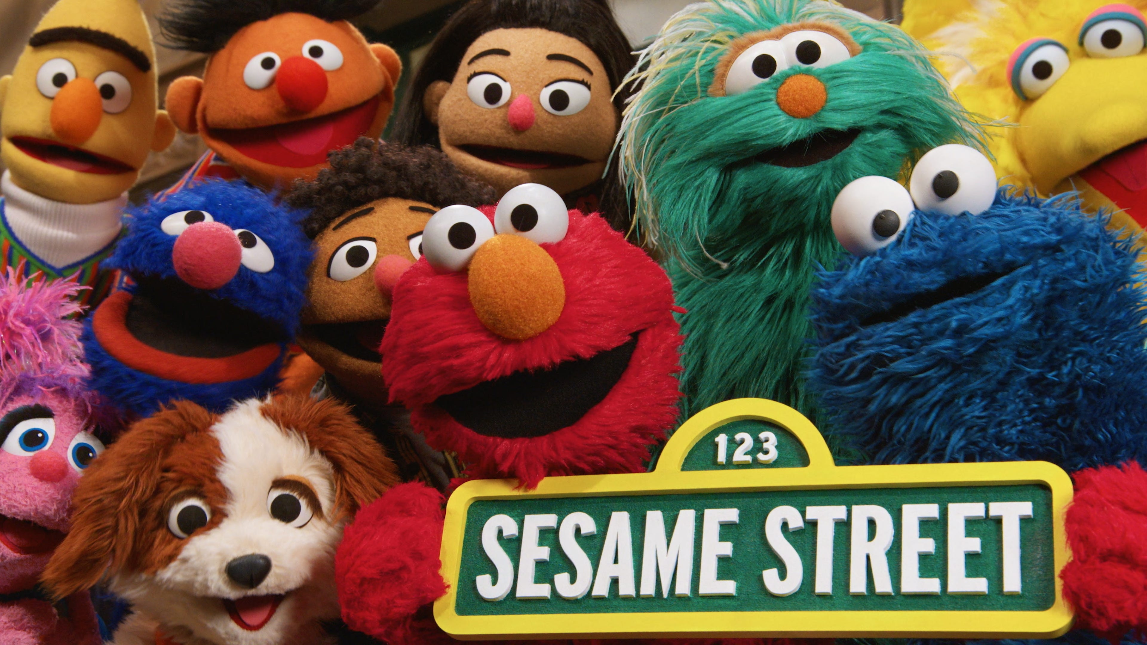 'Sesame Street' is different, yet exactly the same, in new Netflix home