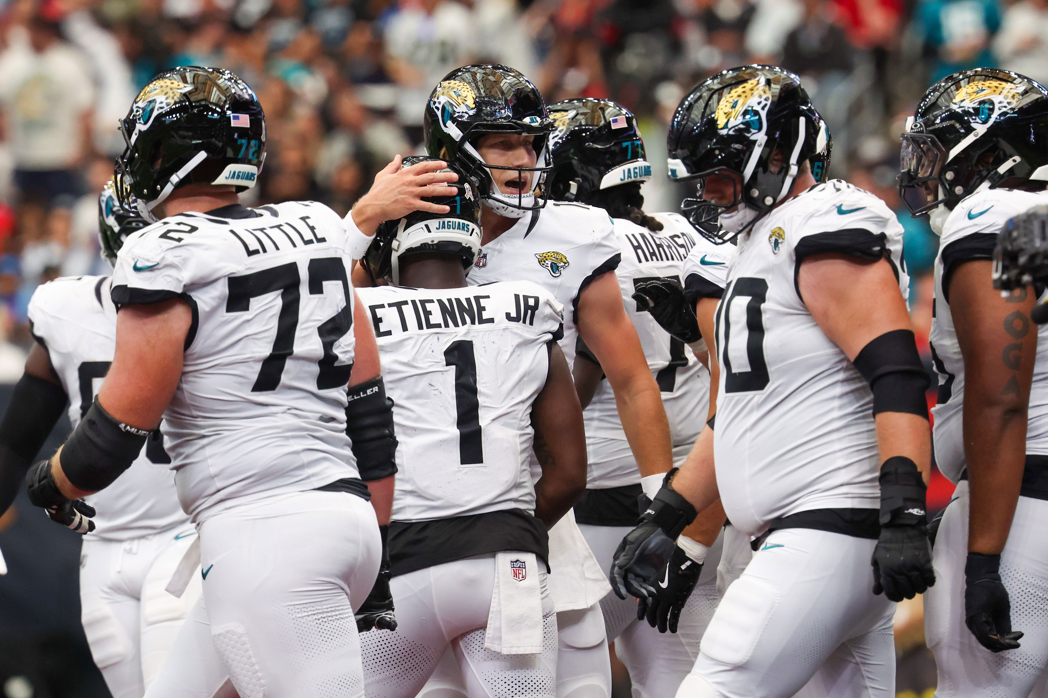 Chargers vs. Jaguars By The Numbers: Trevor Lawrence doing it all for JAX