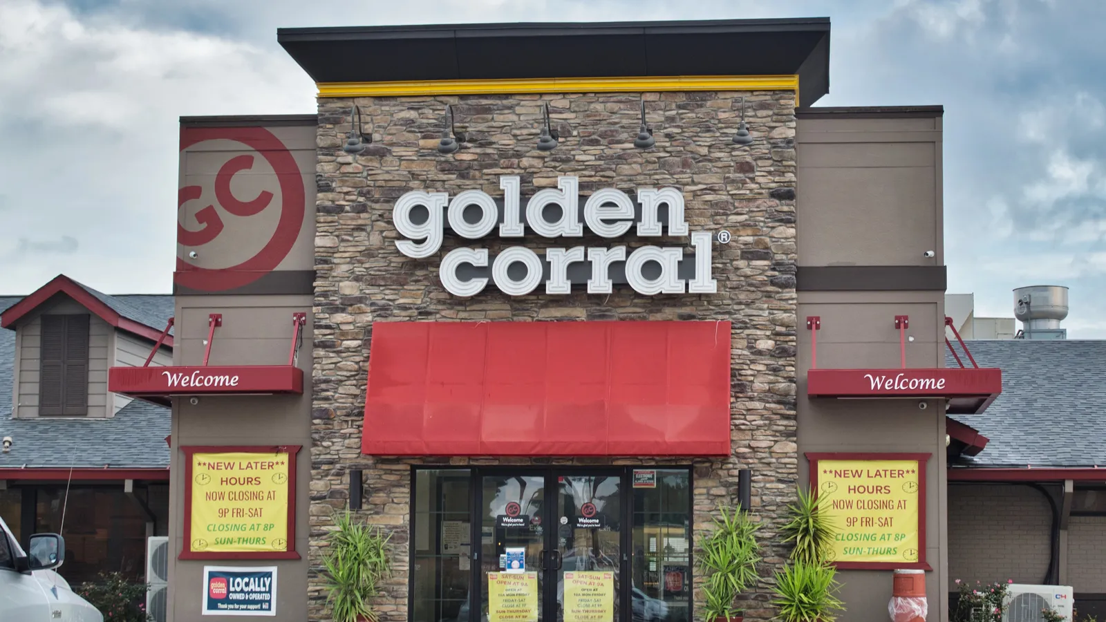The best Golden Corral buffet dishes, according to diners